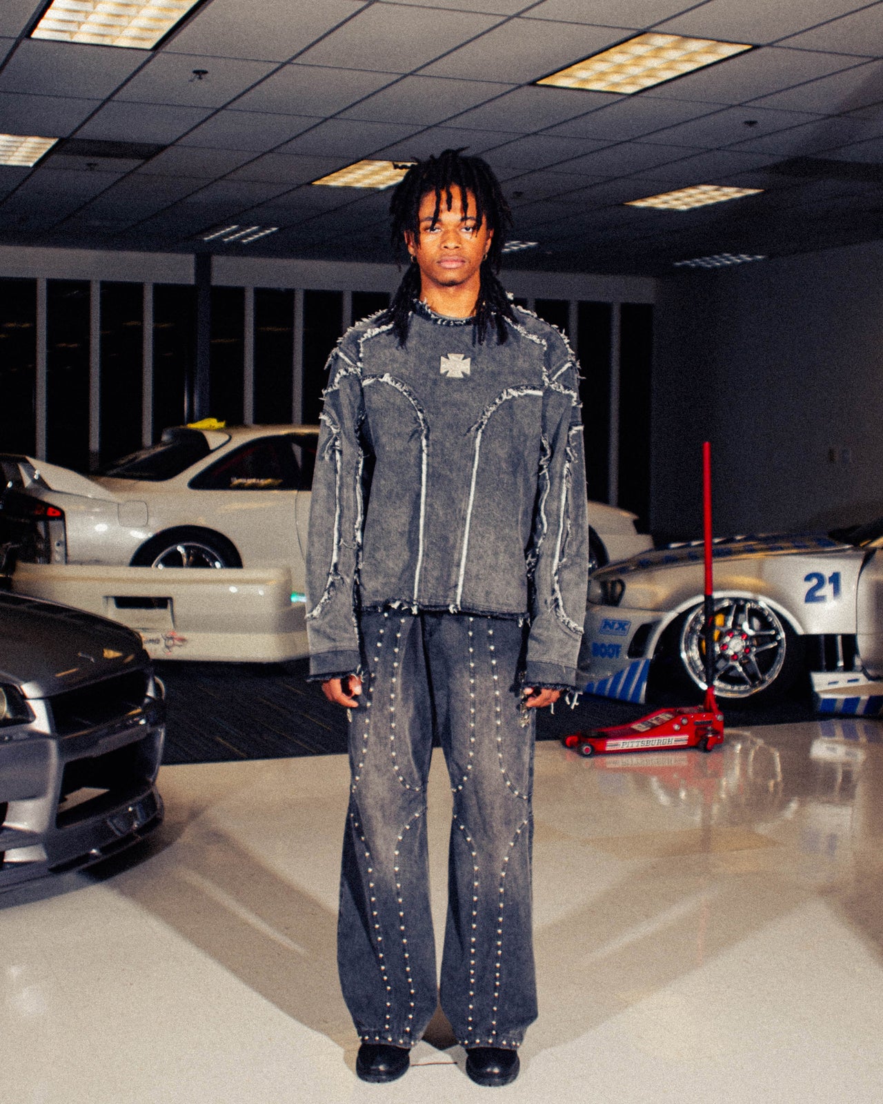 Star-Bolt Denim Jeans - Iconaclub